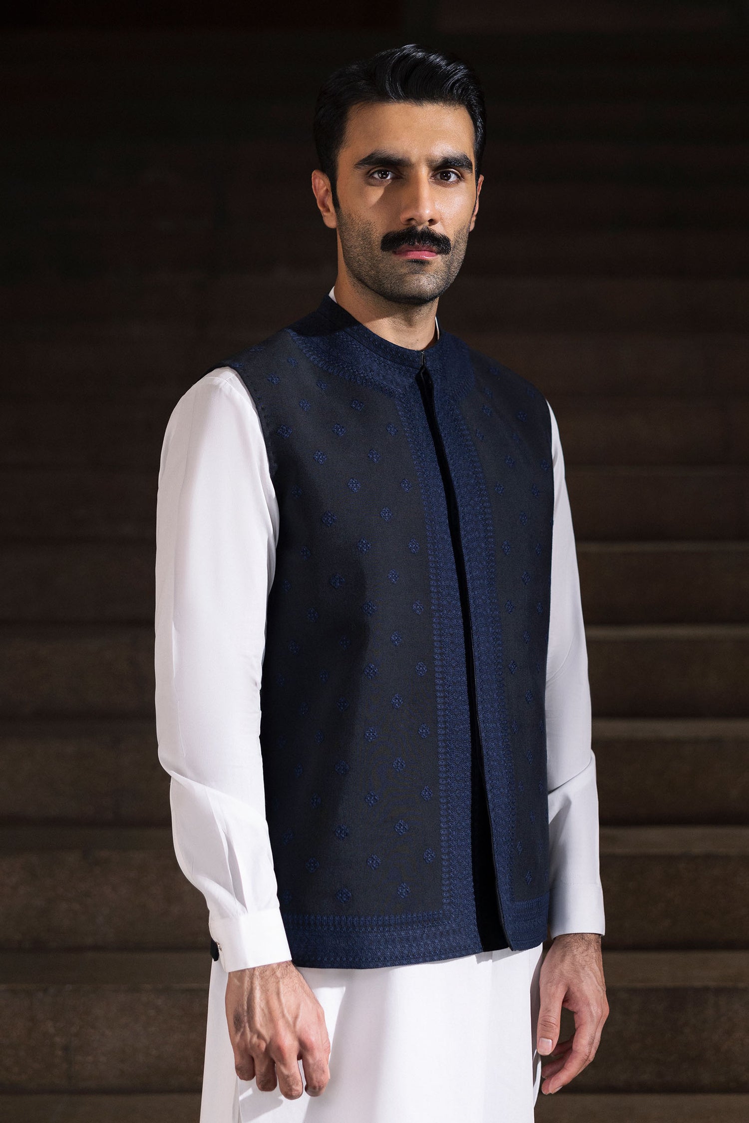 Bareeze Man: Men's Eastern Wear - Kurtas, Shalwar Kameez & More