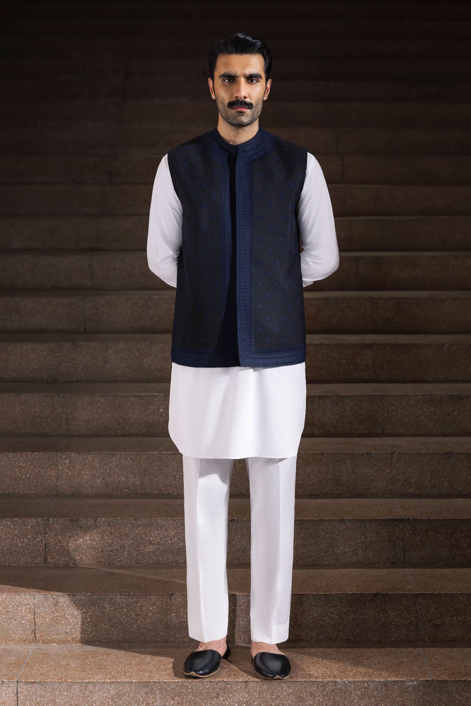 Bareeze Man: Men's Eastern Wear - Kurtas, Shalwar Kameez & More